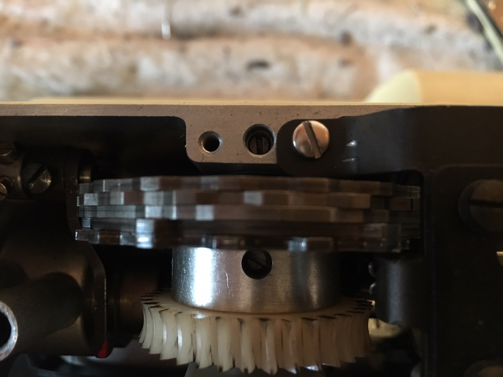 Bernina 707 cam gear replacement - thesewingmachinedoctor.co.uk